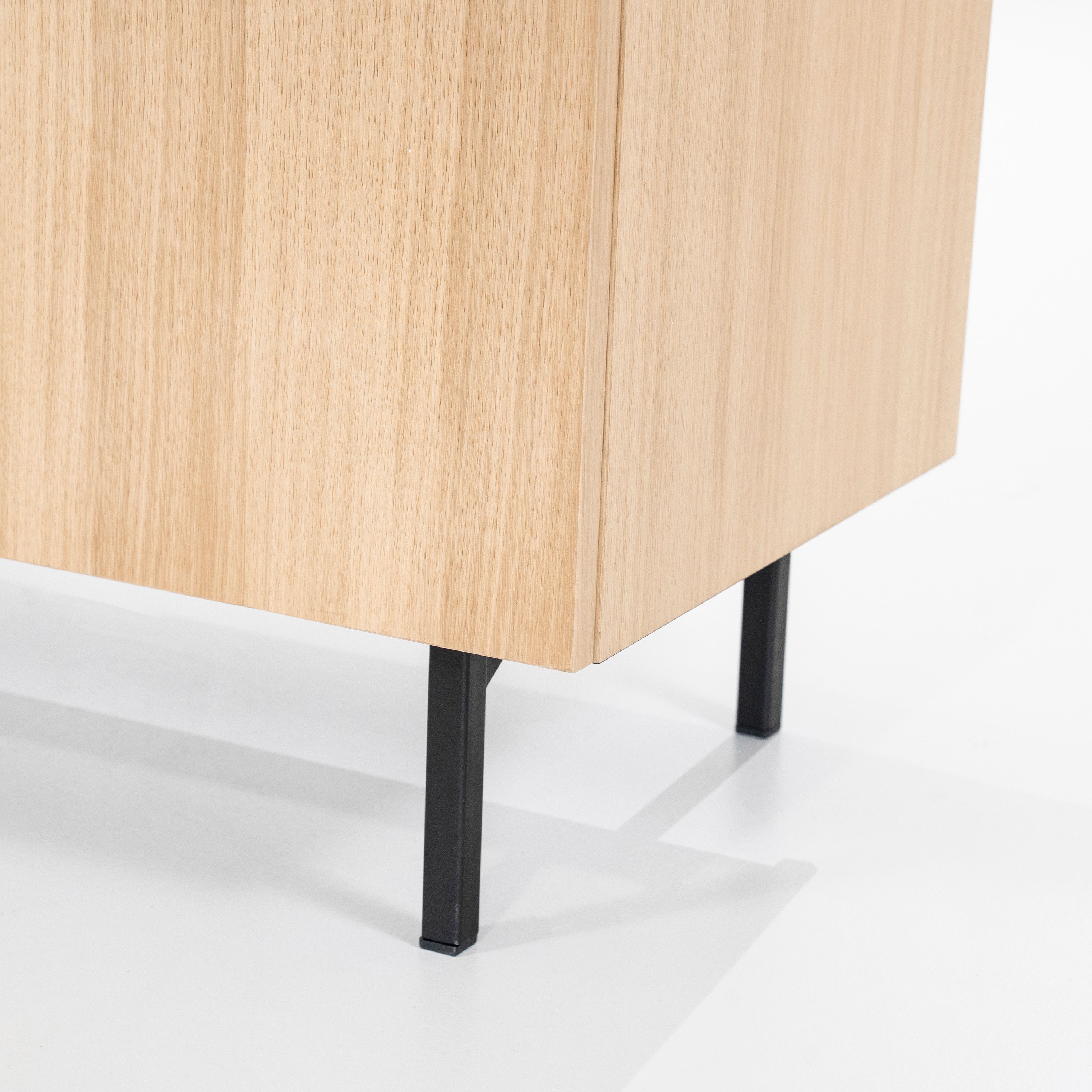 Eleonora Thomas dressoir eiken hout hout B210 x D42,5 x H80 cm | DEBA ...