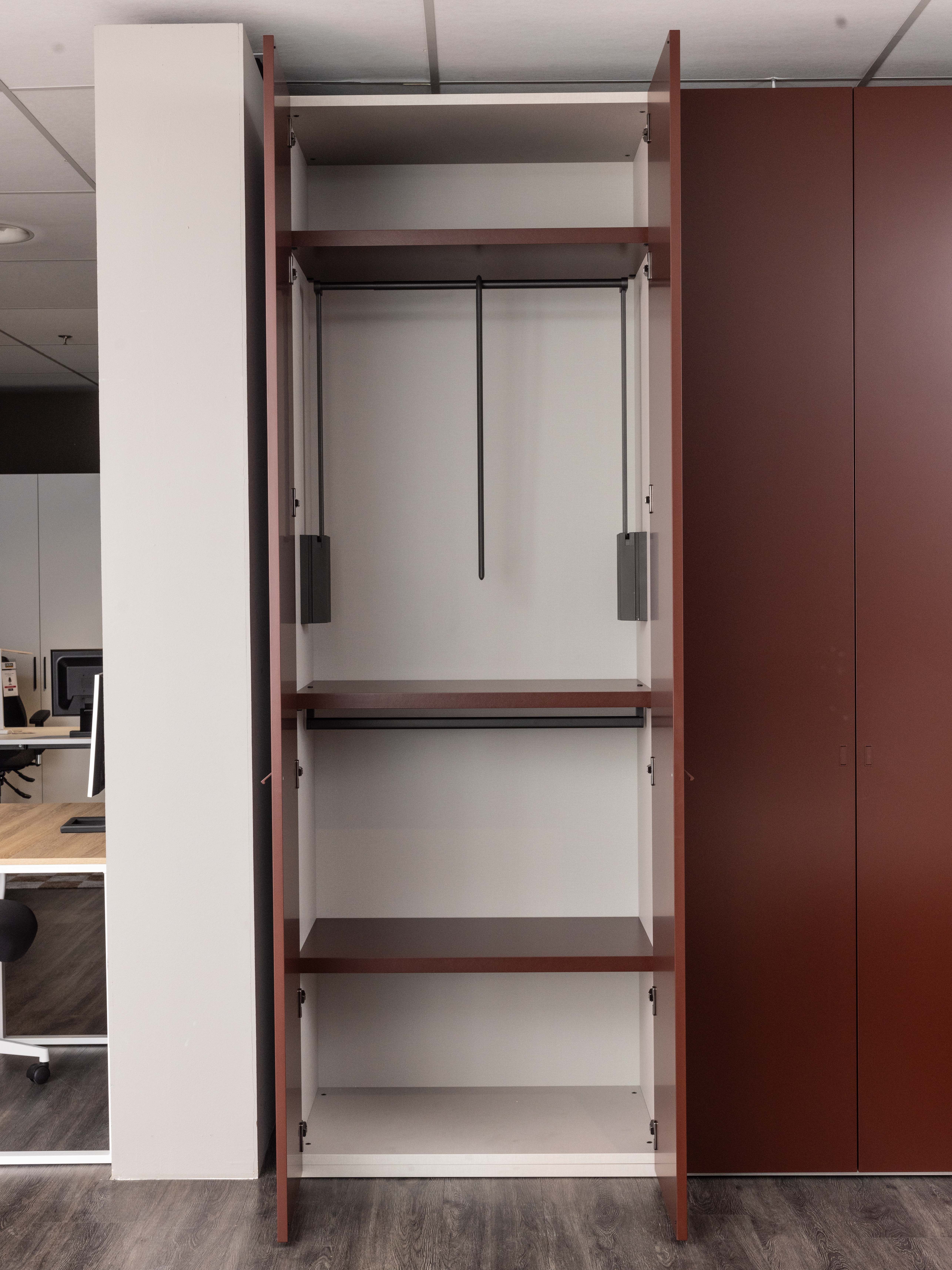 Novamobili Night Collectie draaideurkast mat mogano rood B272,5 x D58,2 ...